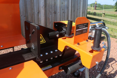 Venom HZ-Series Log Splitter | Our Products | Rock Machinery